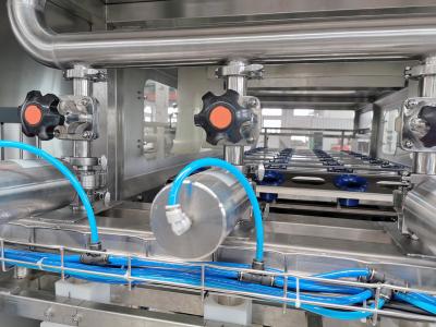 Cina 600BPH imbottigliatrice dell'acqua da 5 galloni con Multistages che risciacqua processo in vendita