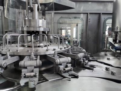 Cina Macchina di rifornimento dell'olio da cucina del girasole dell'acciaio inossidabile SUS304 per la bottiglia di plastica in vendita