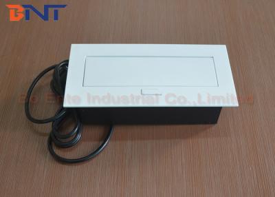 Chine Le bureau français blanc de prise de la couleur 3* a monté des prises de puissance pour le bureau de première qualité à vendre