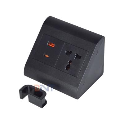 China Universal Socket for Office & Home 1 Outlets Tabletop Power Socket with USB A+C Outlets IP44 for Multiple Devices for sale