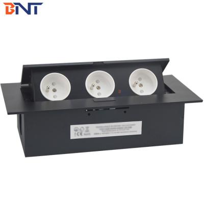 중국 어떤 MOQ 110~240V 정격 전압 스퀘어 버튼 책상 팝업 멀티미디어 잭 판매용