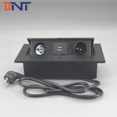 Chine Le chargeur d'Usb caché par pièce antichoc de bureau sautent la prise à vendre