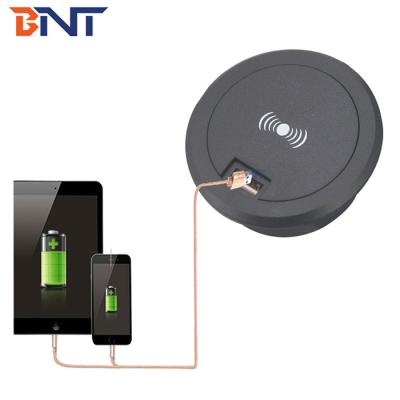 China Built In Desk Usb Charger Fast Charging Wireless Charger For Iphone for sale