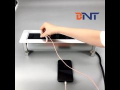 2つのエンジンの電圧接続
