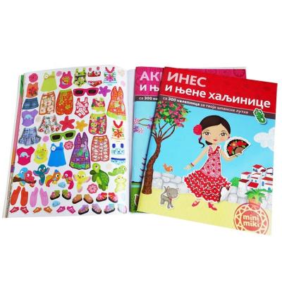 Cina Stampa obbligatoria a spirale dell'autoadesivo dell'etichetta, libro dell'autoadesivo dei bambini della laminazione del film in vendita