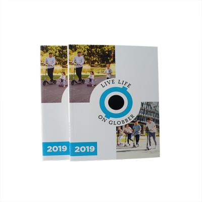 Cina Rifinitura su ordinazione della superficie della laminazione di dimensione dell'album dell'autoadesivo della foto dei bambini in vendita