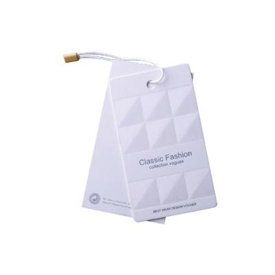China Paper Folded Cloth Hang Tags Sustainable Recyled with Custom Logo for sale