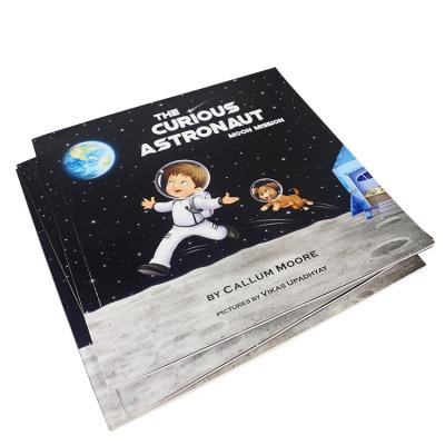 Cina Parte posteriore di carta d'apprendimento inglese laminata lucida del libro 8x8 dei bambini con la cucitura cucita sezione in vendita