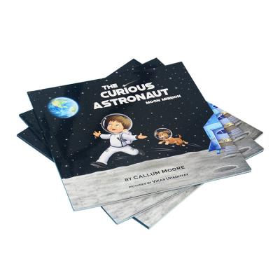 Cina Parte posteriore di carta d'apprendimento inglese laminata lucida del libro 8x8 dei bambini con la cucitura cucita sezione in vendita