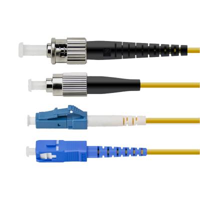 China Anpassungsfähige Länge SC ST Glasfaserpatchcord für erstklassige Geräte zu verkaufen
