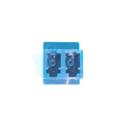 Cina Flancheria standard a 2 porte duplex LC UPC Adapter a fibra ottica utilizzato accoppiatore senza orecchie per FTTH in vendita