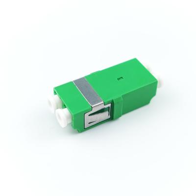 Cina Adattatore a fibra ottica APC LC senza orecchie a due porte standard per la connessione a fibra ottica in vendita