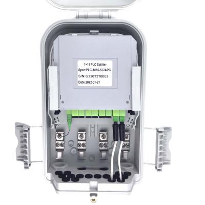 Cina 16 porte FTTH Fiber Optic Terminal Box IP65 Wall Pole Mount Outdoor Boxes per FTTx in vendita