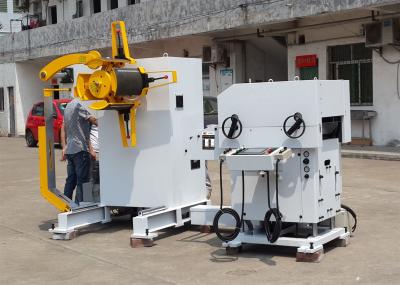 China Hydraulic Loading Car Decoiler Straightener Feeder For Electron Industry for sale