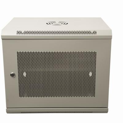 Cina SPCC Materiale in acciaio laminato a freddo 9U Server Rack con porta in vetro rinforzato o porta a maglia in vendita