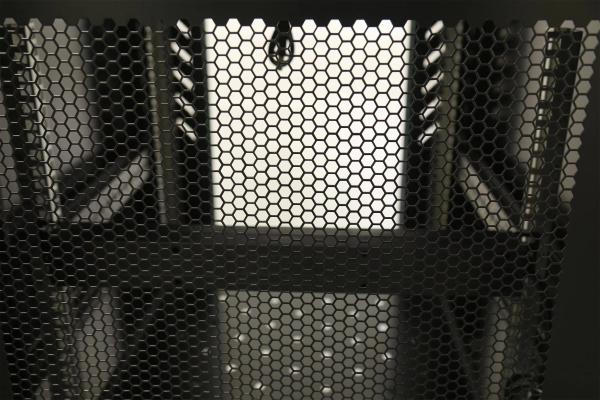 Quality 37U Data Server Rack 600*600 Standard ISO9001 2000 Certified with Customization for sale