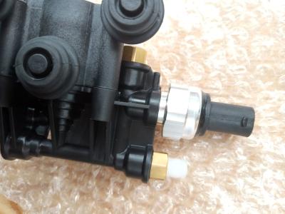 Cina Valvole del blocchetto dell'aria dell'OEM RVH000055 per i corredi di riparazione del compressore della sospensione dell'aria di Land Rover in vendita