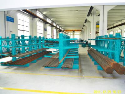 China Heavy Duty Cantilever Racking System For Steel , Lumber , Furniture , Pipe Storage for sale