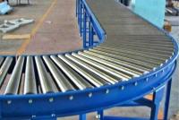 China Powered Roller Conveyor Systems with 30-120KG Load Capacity and 620-1200mm Width Options for Industrial Material Handling for sale