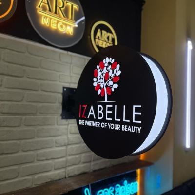 Cina Casella luminosa pubblicitaria acrilica a LED a tensione di ingresso di 12 V per segnaletica esterna e promozione in vendita