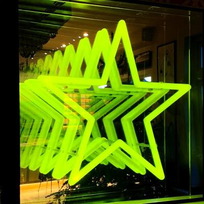 Cina Stile di design contemporaneo Magic Tunnel Mirror Wall Hanging Infinite 3d Led Infinity Mirror in vendita