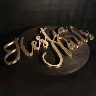 Cina Logo di lettere metalliche con rivestimento antirughe Pubblicità Disegno a colori personalizzati 30 C in vendita