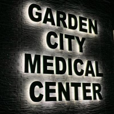 Cina PC Acrilico Lettere 3D LED retroilluminato Tavolo pubblicitario per esterni a 28 ° C in vendita