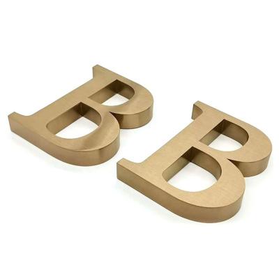 Cina Segni personalizzati di lettere in metallo 3D Segno murale in acciaio inossidabile per negozi e scritte esterne in vendita