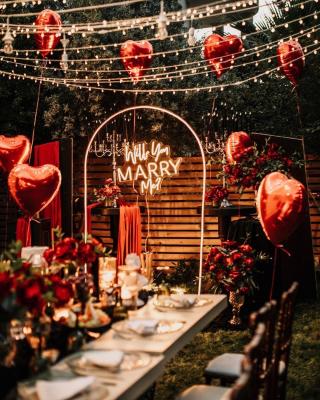 Cina Personalizzato Mi vuoi sposare Marquise illumina lettere neon segno per la proposta di matrimonio in vendita