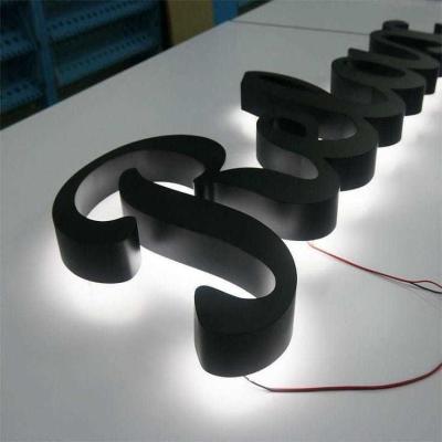 Cina Custom Metal Outdoor Illuminated 3D Signage Back LED Light House Numero per matrimoni in vendita