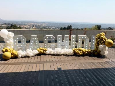 Cina Tensione in ingresso 12 V Led Marquee Lettere 3 piedi 4 piedi 5 piedi Grandi numeri Lettere accese giganti in vendita