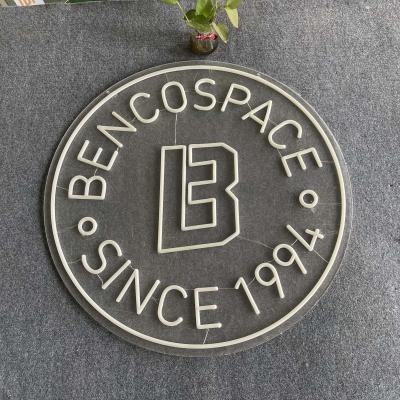 Cina Materiale di cartone acrilico Segno pubblicitario Lettere a led Segno al neon per decorazioni di festa personalizzate in vendita