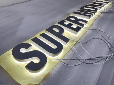 Cina Segnali in metallo fabbricati su misura con lettera di alluminio spazzolato e retroilluminazione a LED in vendita