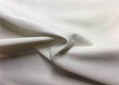Cina Tessuto di plastica della bottiglia riciclato ratiera, tessuto fatto dalle bottiglie di plastica riciclate in vendita