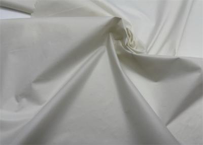 Cina Matt 400T 100% ha riciclato pre il tessuto impermeabile di nylon di Downproof 20D della poliammide del consumatore in vendita