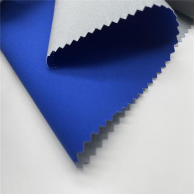 中国 100%のポリエステル3つの層のジャケットをハイキングするための極度の伸縮織物の結合 販売のため