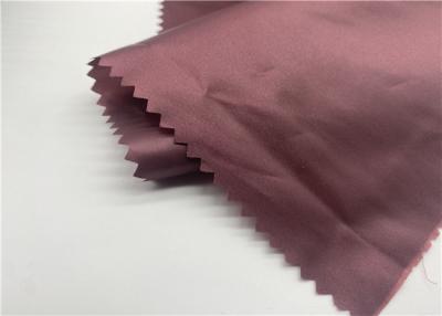 Cina Tessuto all'aperto repellente di due Tone Polyester Nylon Downproof Water delicatamente brillante in vendita