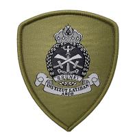 China Custom Machine Woven Iron On Patches Eco Friendly Polyester Jacket Patch 100 Pcs MOQ for sale