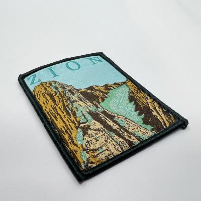 Cina Pantone su ordinazione colora il ferro sulle toppe che tessute il ricamo rattoppa la progettazione naturale in vendita