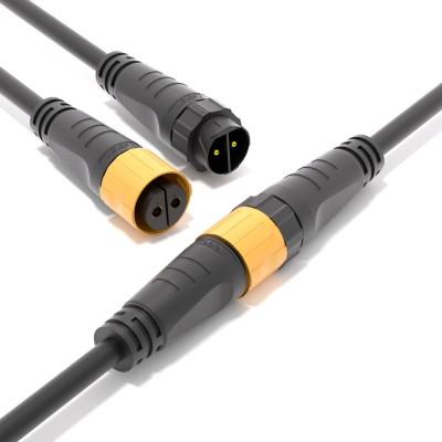 China IP68 Waterproof Male Female Connector with 500V Rating and Self-Locking Mechanism for Outdoor Use for sale