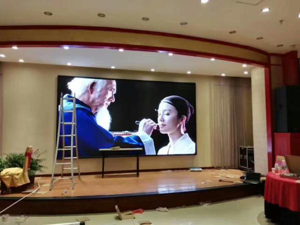 Quality Customization Black SMD LED Indoor Advertising Screens 900-1100nits for sale
