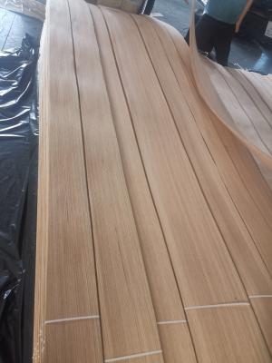 China Quarter Cut and Crown Grain Oak Veneer Sheets The Natural Solution for Customization for sale