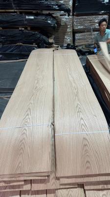 China Custom Length Red Oak Veneer The Perfect Solution for Furniture Designers for sale