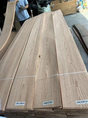 China Unfinished Finish Oak Veneer Sheets with High Durability and Straight Grain Pattern for sale
