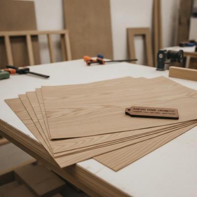 China Raw Oak Veneer Sheets Crown Cut Sheetwidth Up To 1220mm Ideal Material For Furniture Doors Wall Panels And Wood Crafting for sale