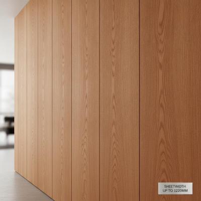China Sheetwidth Up To 1220mm Red Oak Crown Cut Veneer Wall Paneling Option Providing Consistent and Natural Wood Appearance for sale