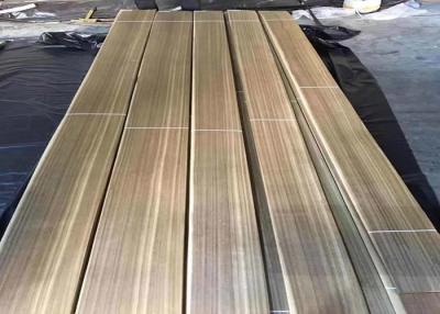 Cina Il legno affumicato dell'eucalyptus di colore leggero impiallaccia per la decorazione dell'hotel in vendita