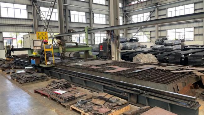 Laser cutting