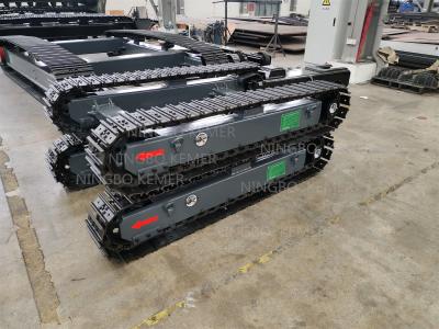 Cina Sottocarro di rotaia in acciaio per motore e per perforazione in vendita