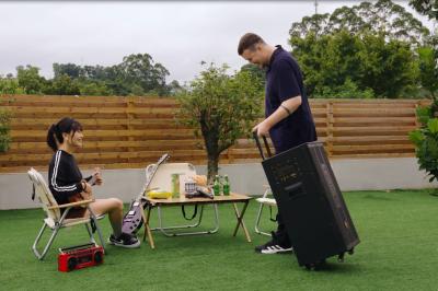 China Wireless Touch Screen Android System Karaoke Speaker Crystal Clear for sale